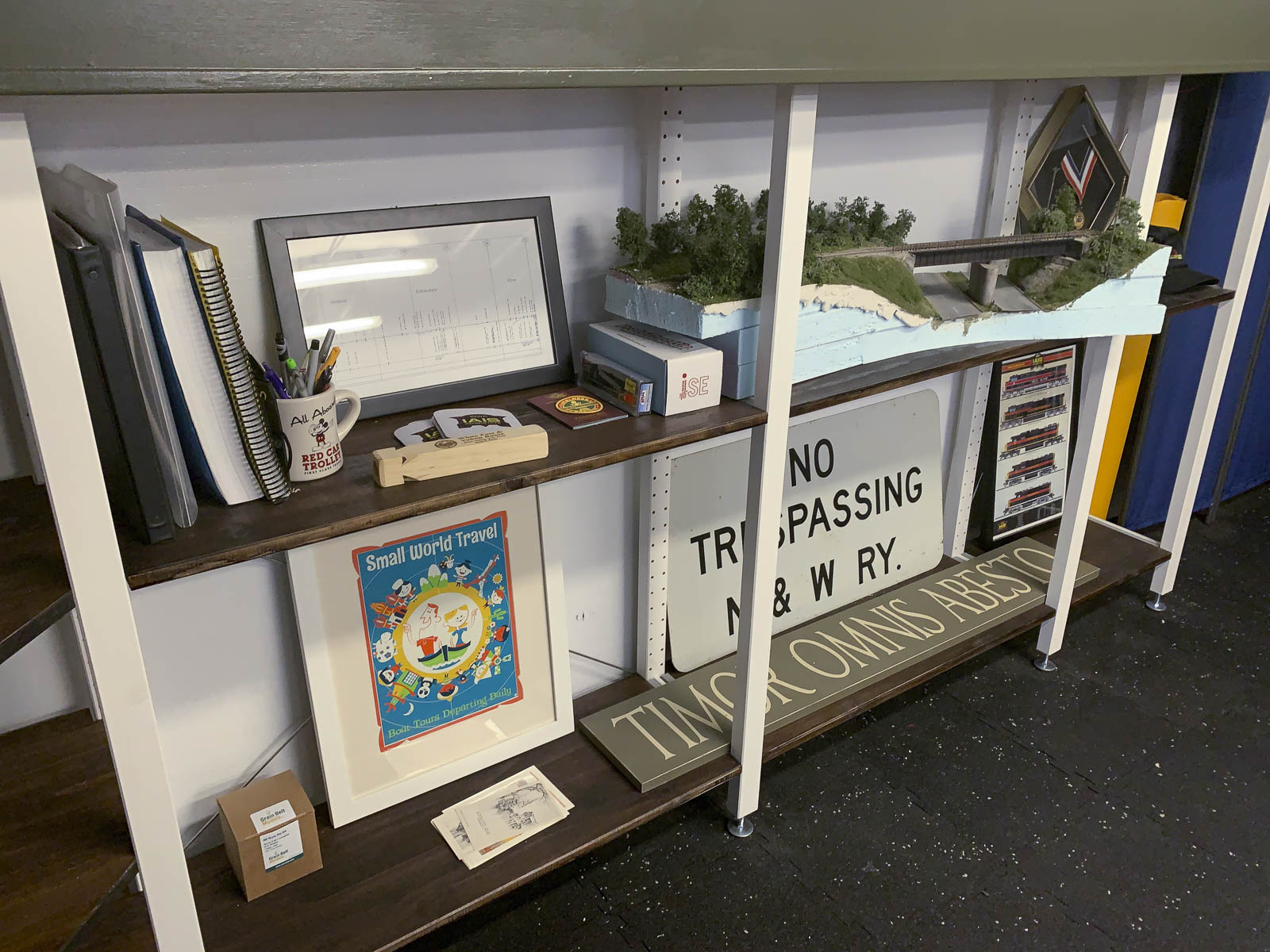 Swedish Storage – The Hills Line