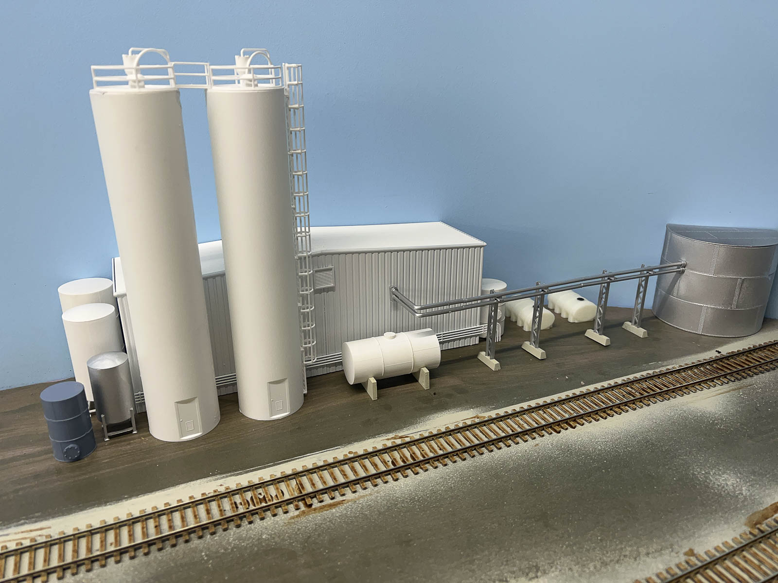 Tank Farm, Part Two – The Hills Line