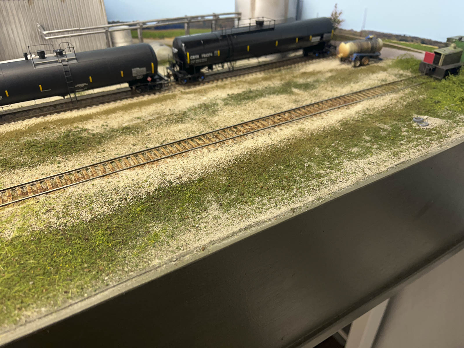In The Weeds – The Hills Line